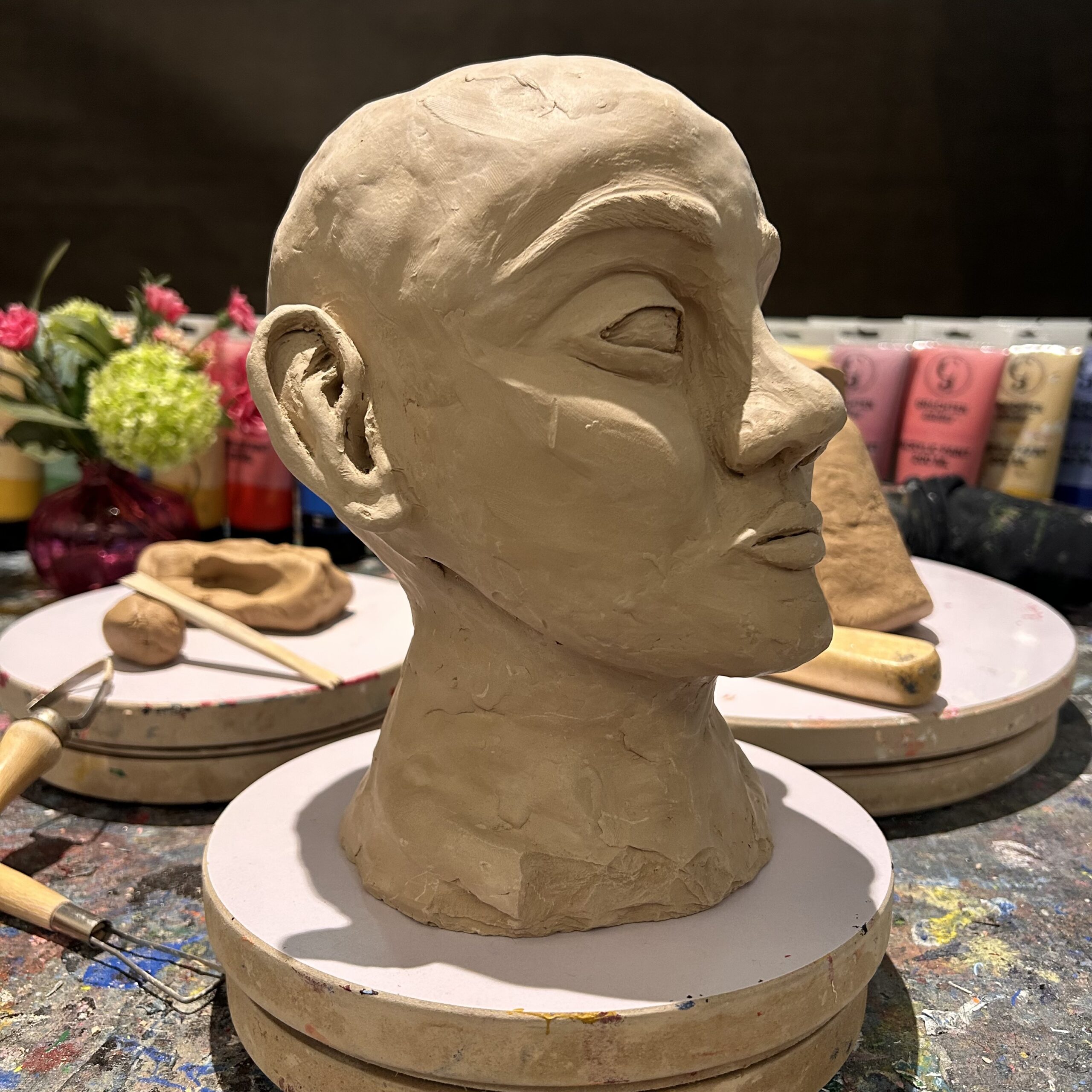 Hoofden boetseren • Groepsworkshop • GrachtenAtelier