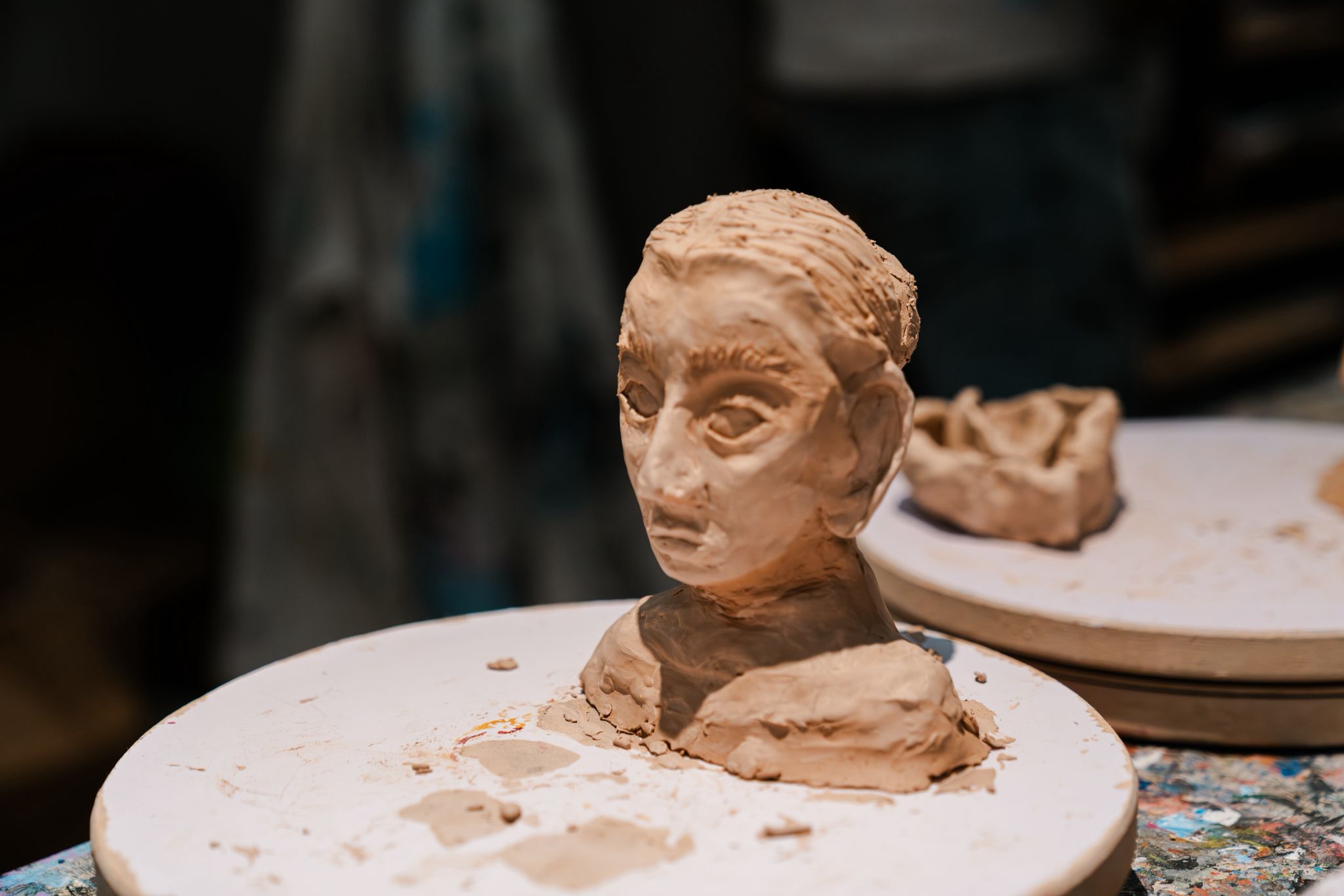 Hoofden boetseren • Groepsworkshop • GrachtenAtelier
